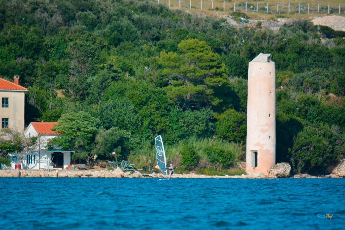 Caska, Otok Pag | Apartmani | Plaže, Uvale