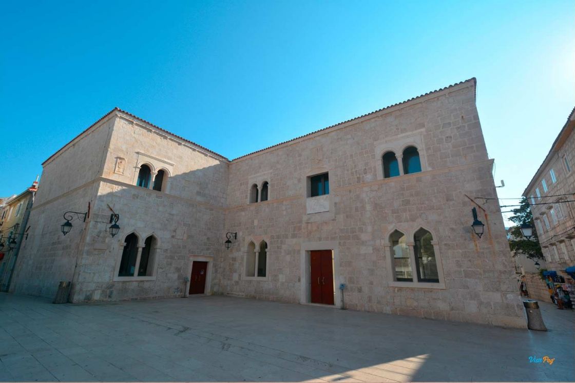 Grad Pag | Apartmani | Plaže, Aktivnosti, Ture