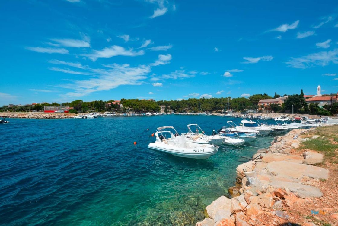 Mandre, Otok Pag | Apartmani | Plaže, Uvale