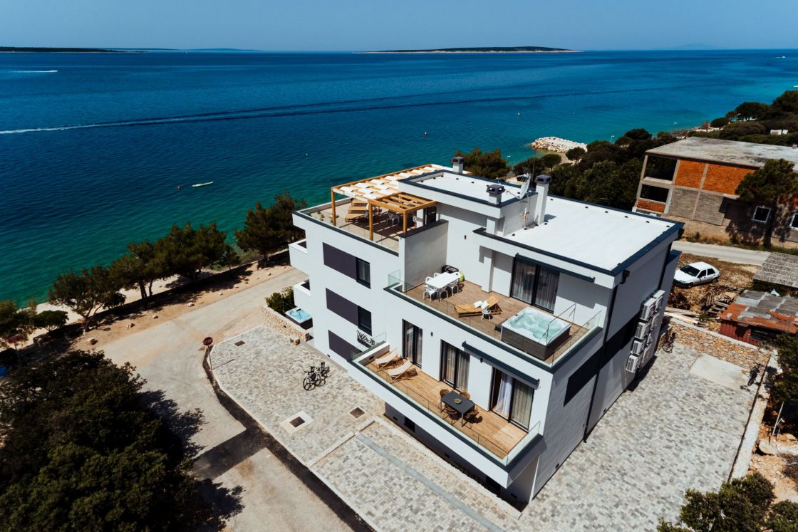 Mandre | Vila Natura luxury apartments | Privatni smještaj